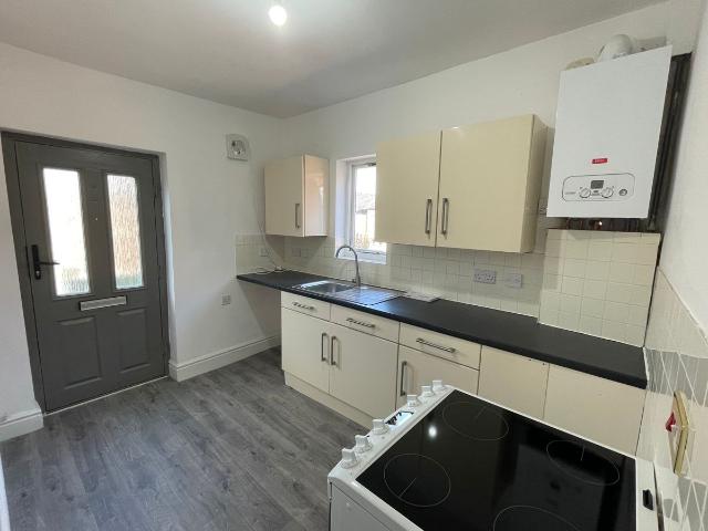 St. Johns Road, Liverpool L22, 1 bed flat to rent, £775 pcm | PrimeLocation