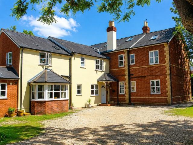 St Johns Road, Woking 1 bedroomProperty for lettings Seymours