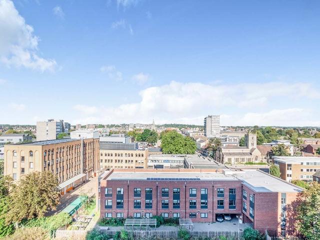 St. Johns Street, Bedford, Bedfordshire MK42, 1 bed flat to rent, £900 pcm | PrimeLocation