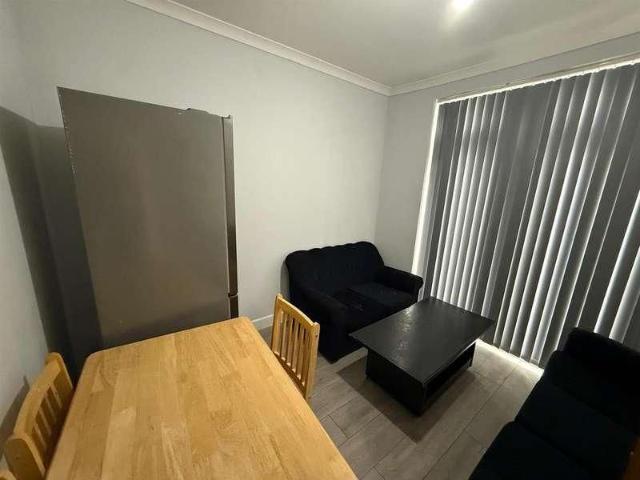 St. Josephs Drive, Southall, UB1