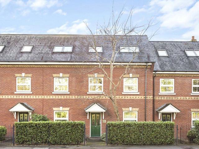 St. Judes Road, Englefield Green, Egham TW20, 2 bed flat to rent, £1,700 pcm | PrimeLocation
