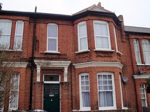 St. Julians Farm Road, Norwood SE27, Studio to rent, £1,250 pcm | PrimeLocation