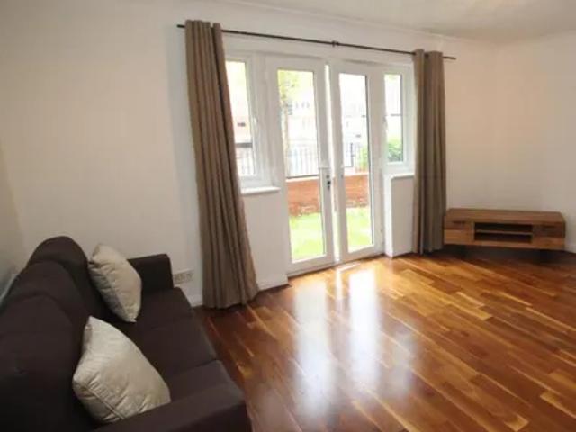 St Lawrence Quay, Salford, M50 3XT, United Kingdom | 2 bed apartment for rent #140655899 | Rentberry
