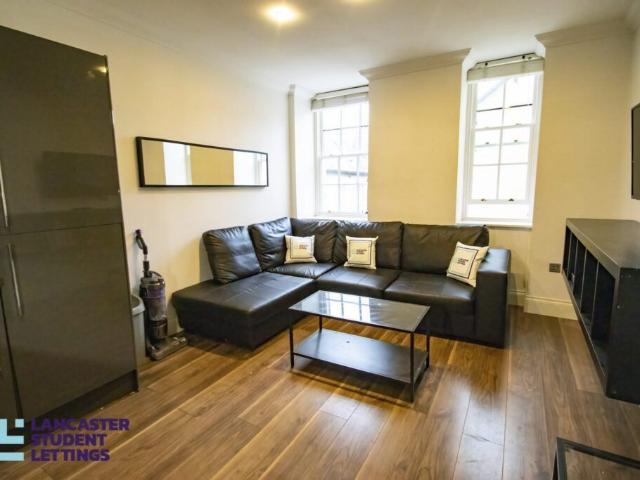 St. Leonards Gate, Lancaster LA1, Room to rent, £563 pppm | PrimeLocation