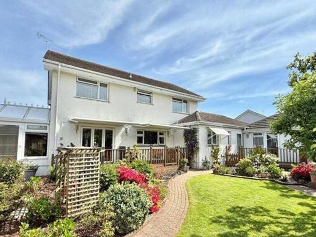 St. Leonards, Laurel Close, Ringwood, 5 Bedroom Detached