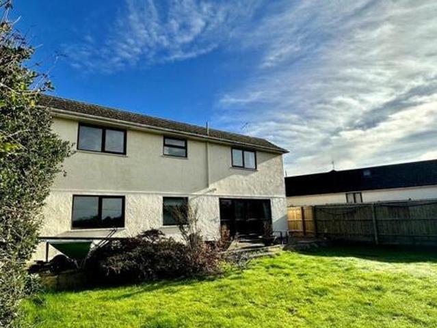 St Leonards, Ringwood, 4 Bedroom Chalet