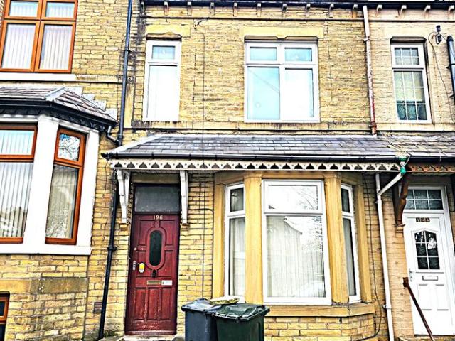 St. Leonards Road, Bradford BD8, 4 bed terraced house to rent, £850 pcm | PrimeLocation