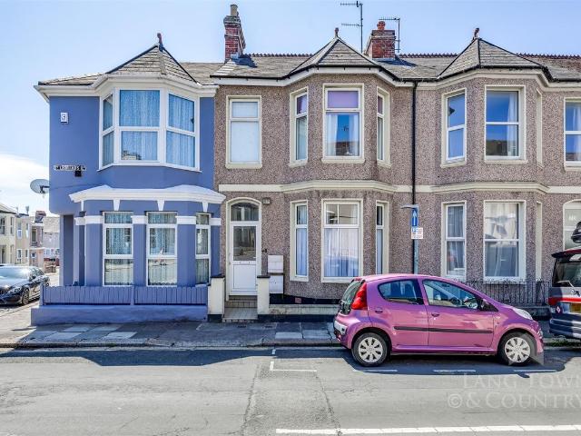St Leonards Road, Cattedown PL4, 1 bed flat to rent, £850 pcm | PrimeLocation