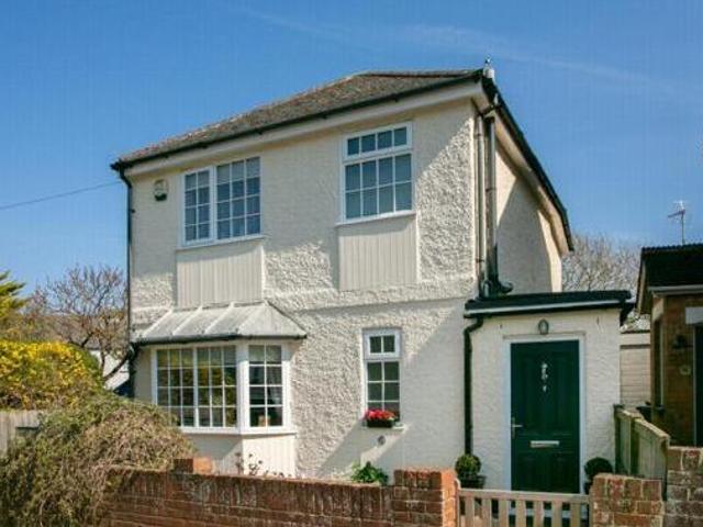 St Leonards Road, Hythe, 3 Bedroom Detached