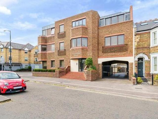 St. Leonards Road, St. Leonards House, 2 Bedroom Apartment
