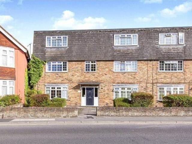 St. Leonards Road, Windsor, 2 Bedroom Apartment