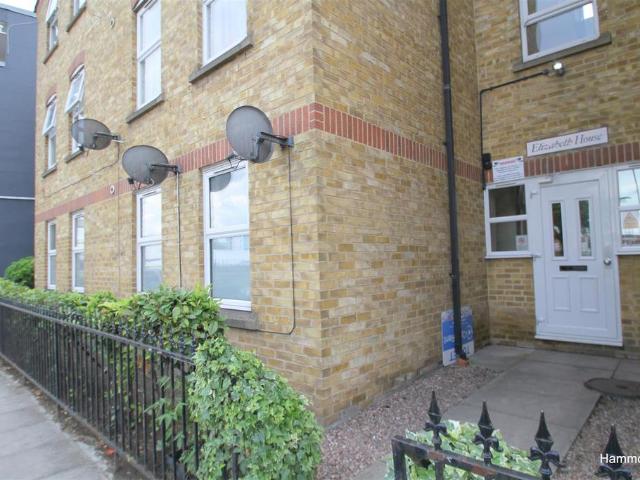 St. Leonards Street, London 1 bed flat to rent £1,550 pcm £358 pw