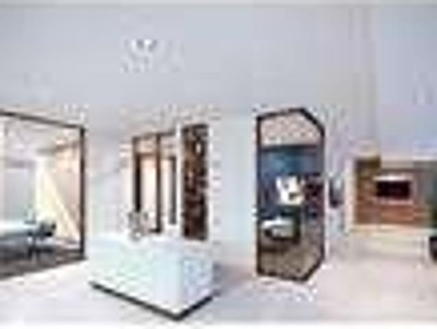 St Louis 2 bedrooms must see to believe. Parking Available!