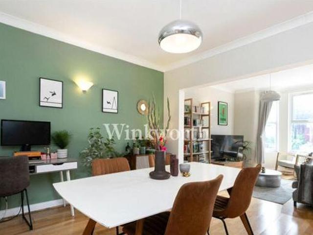 St. Loy´s Road, London, 3 Bedroom Terraced