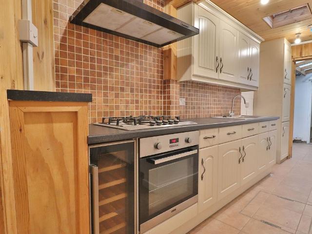 St. Loyes Street, Bedford MK40, 2 bed flat to rent, £925 pcm | PrimeLocation