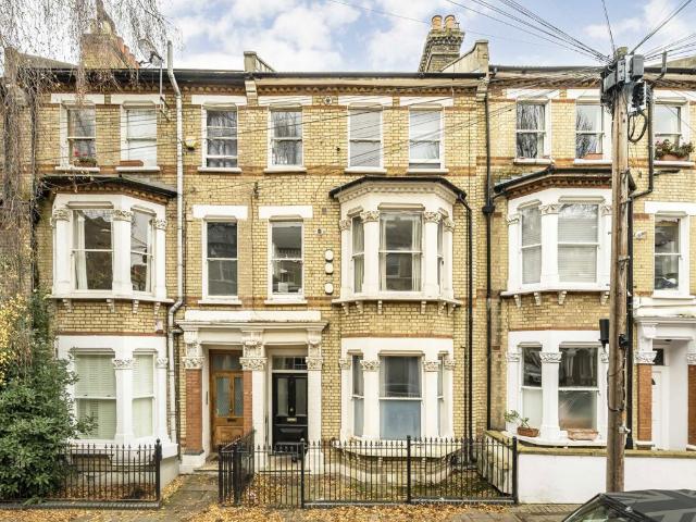 St. Luke's Avenue, Clapham SW4, 2 bed flat to rent, £2,400 pcm | PrimeLocation
