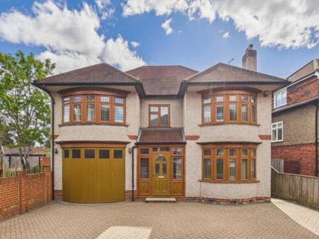 St. Lukes Road, Maidenhead, 5 Bedroom Detached