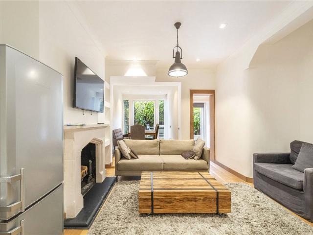 St. Lukes Road, Notting Hill W11, 2 bed flat to rent, £4,767 pcm | PrimeLocation