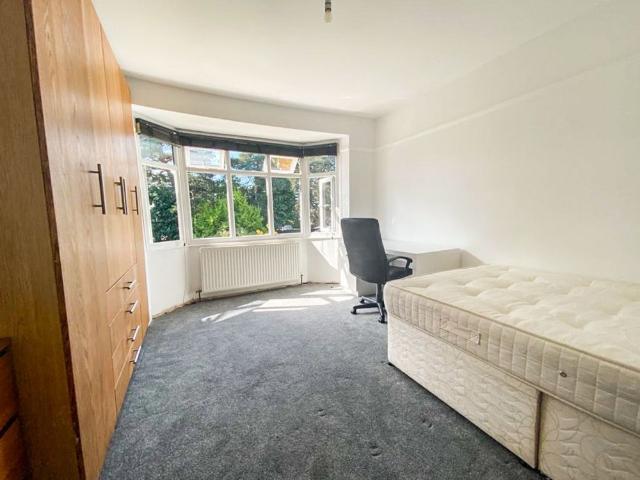 St. Lukes Road, Bournemouth, BH3