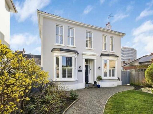 St. Lukes Road, Cheltenham, 4 Bedroom House