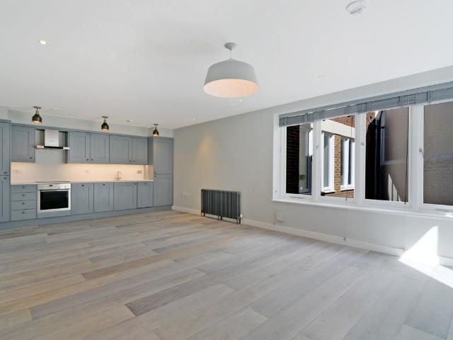 St. Martin's Lane, Covent Garden WC2N, 1 bed flat to rent, £3,250 pcm | PrimeLocation