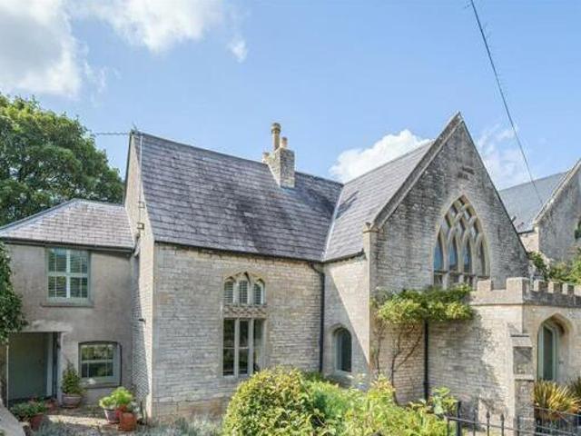 St. Martins Lane, Marshfield, 2 Bedroom Semi detached