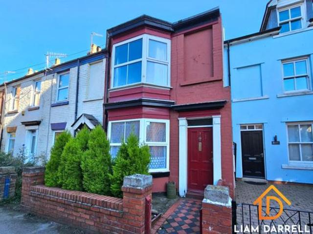 St. Martins Place, Scarborough, 2 Bedroom Terraced