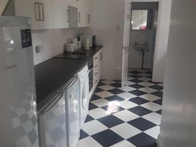 St Martins Road, Canterbury 5 bed terraced house to rent £2,375 pcm £548 pw