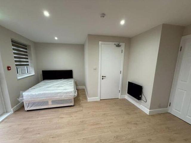 St. Martins Road, West Drayton, 7 Bedroom Semi detached