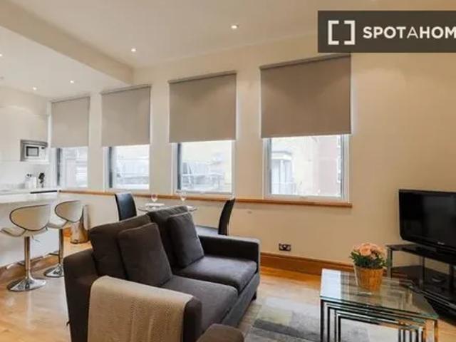 St Mary at Hill, Lovat Lane, Monument, London, EC3R 8DW, United Kingdom | Studio apartment for rent #143233811 | Rentberry