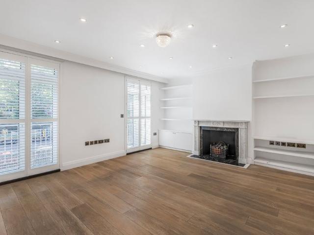 St. Mary Abbots Terrace, Kensington, London, W14