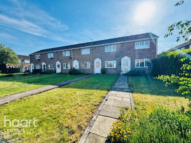 St Marys Avenue, Lincoln 2 bed terraced house to rent £1,095 pcm £253 pw