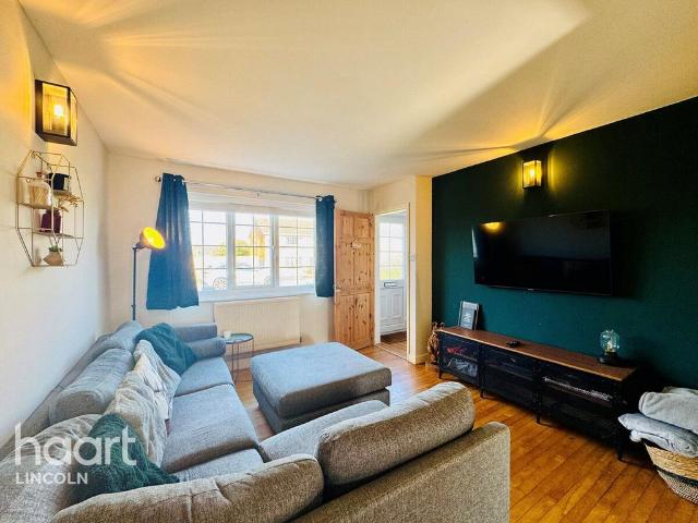 St Marys Avenue, Lincoln 2 bed terraced house to rent £1,095 pcm £253 pw