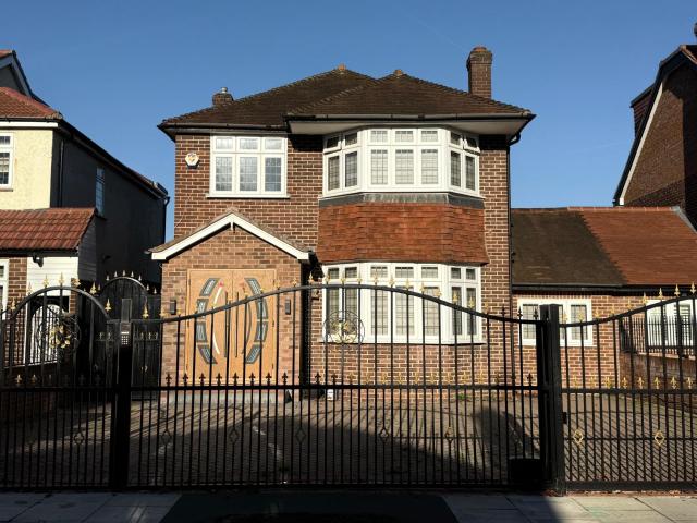 St. Marys Avenue North,UB2