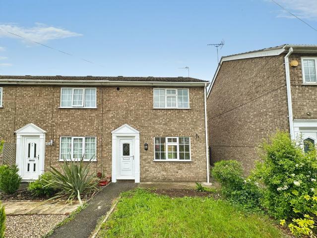 St. Marys Avenue, Welton, Lincoln LN2, 2 bed end terrace house to rent, £1,000 pcm | PrimeLocation