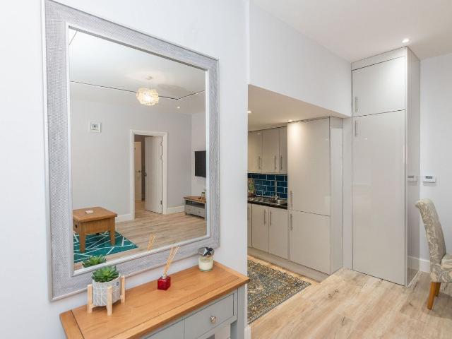St. Marys Butts, Reading RG1, 2 bed flat to rent, £2,480 pcm | PrimeLocation