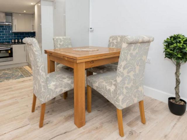 St Marys Butts, Reading, RG1 2 bed flat to rent £2,800 pcm £646 pw