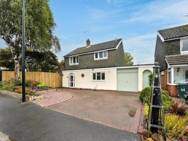 St. Marys Close, Albrighton, 3 Bedroom Detached