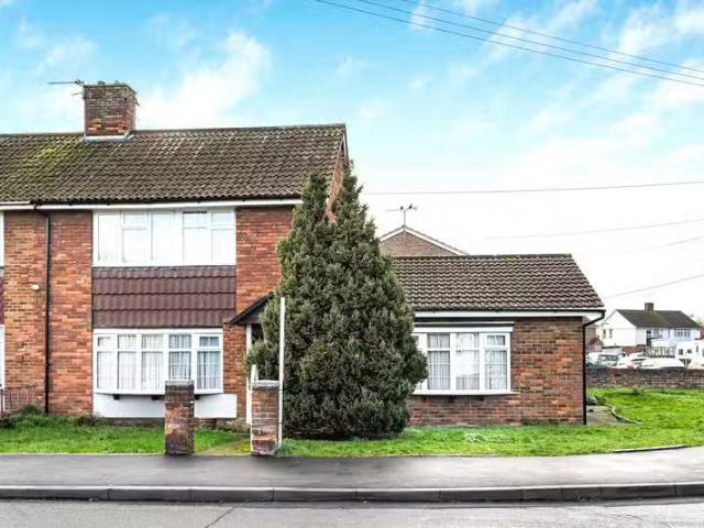 St. Marys Crescent, Stanwell, Staines upon Thames, Surrey, TW1.