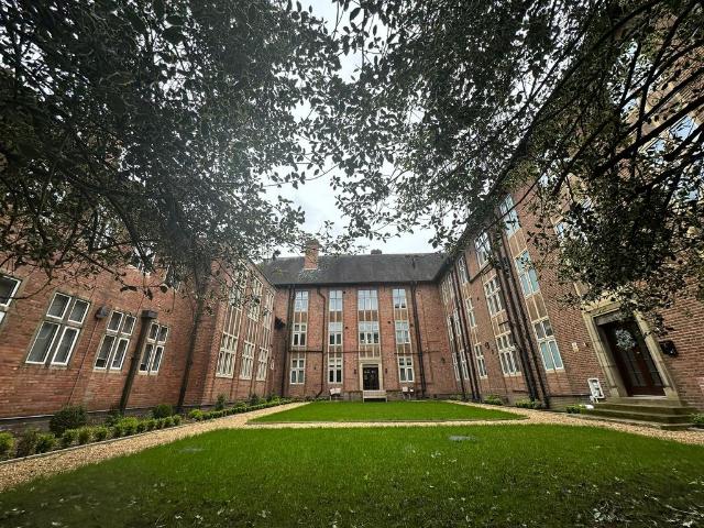 St. Marys Gate, DERBY, DE1 2 bed apartment to rent £1,450 pcm £335 pw