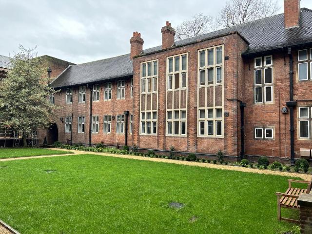 St. Marys Gate, DERBY 2 bed apartment to rent £1,650 pcm £381 pw