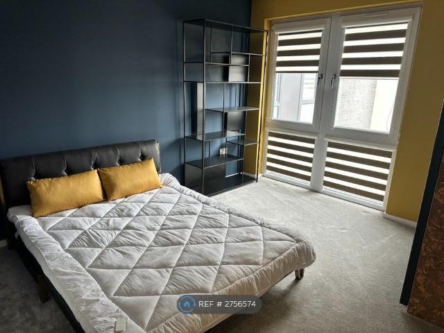 St Marys Island, Chatham ME4, Room to rent, £900 pcm | PrimeLocation