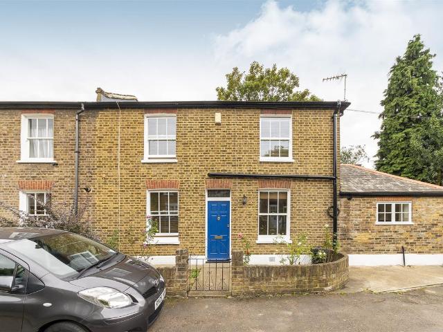 St Marys Place, Ealing W5, 2 bed cottage to rent, £2,600 pcm | PrimeLocation