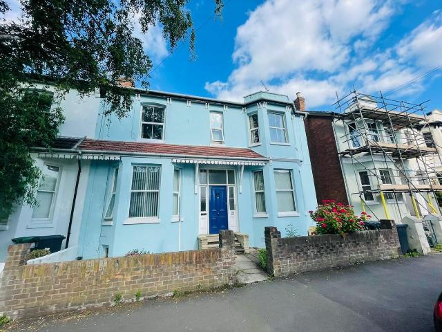 St. Marys Road, Leamington Spa CV31, 1 bed flat to rent, £1,050 pcm | PrimeLocation