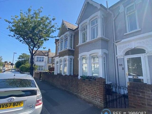 St. Mary's Road, London, E10 5 bed end of terrace house to rent £4,500 pcm £1,038 pw