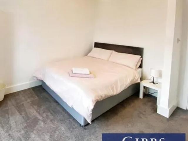 St. Marys Square, London, London, W5 | Studio house for rent #164837778 | Rentberry