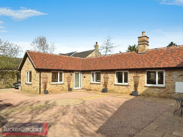St. Marys Street, Ely CB7, 3 bed bungalow to rent, £2,300 pcm | PrimeLocation