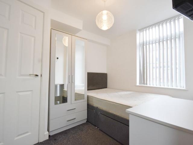 St. Margaret Road, Coventry CV1, Room to rent, £500 pcm | PrimeLocation