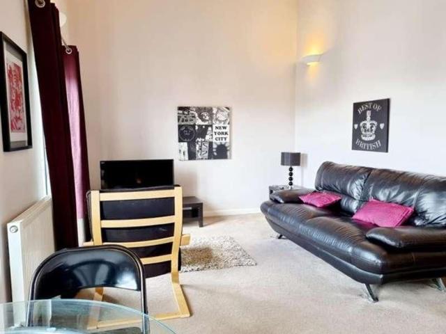 St Margarets Court, SA1