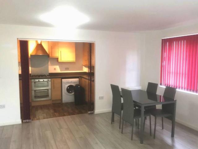 St Margarets Court, Swansea SA1, 2 bed flat to rent, £1,100 pcm | PrimeLocation